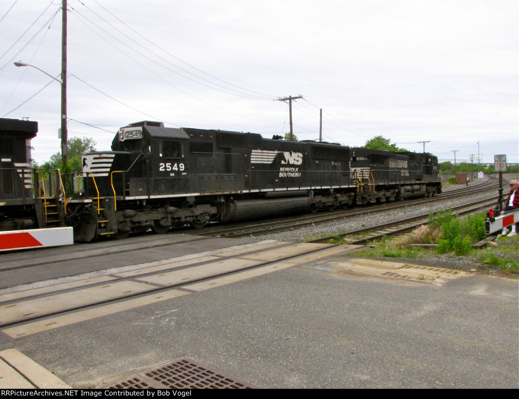 NS 2549 bnd 8960